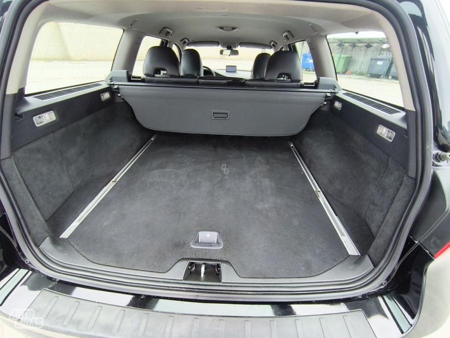 Melns Volvo V70 2010 Marijampole, ar dzinēja tilpumu 2.00 L un nobraukumu 288 tūkst. km par 3900 €, foto 9 vietnē AUTOMOTO.COM.LV