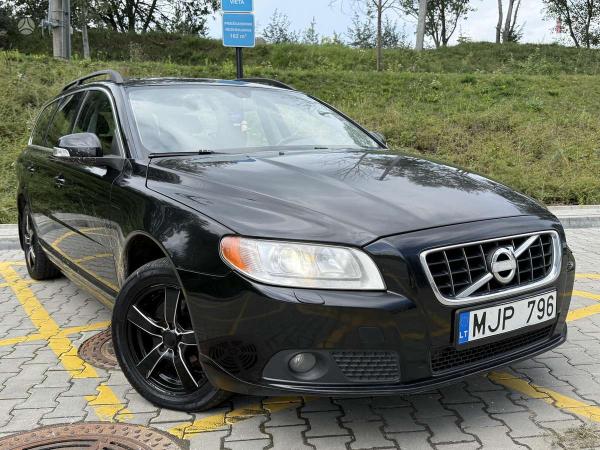 Black Volvo V70 2010 in Vilnius, with an engine capacity of 2.00 L and mileage of 351 thousand km for 3500 €, photo 1 on AUTOMOTO.COM.LV