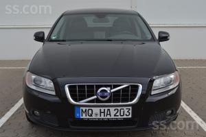 Black Volvo V70 2010 in Riga, with an engine capacity of 2.40 L and mileage of 340 thousand km for 5250 €, photo 3 on AUTOMOTO.COM.LV