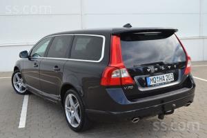 Black Volvo V70 2010 in Riga, with an engine capacity of 2.40 L and mileage of 340 thousand km for 5250 €, photo 5 on AUTOMOTO.COM.LV