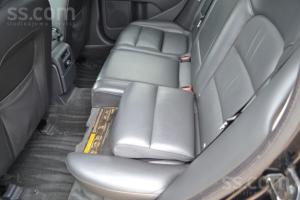 Black Volvo V70 2010 in Riga, with an engine capacity of 2.40 L and mileage of 340 thousand km for 5250 €, photo 13 on AUTOMOTO.COM.LV