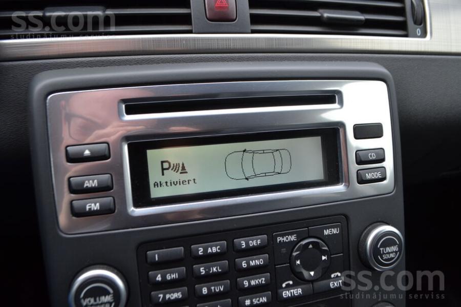 Black Volvo V70 2010 in Riga, with an engine capacity of 2.40 L and mileage of 340 thousand km for 5250 €, photo 19 on AUTOMOTO.COM.LV