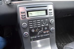 Black Volvo V70 2010 in Riga, with an engine capacity of 2.40 L and mileage of 340 thousand km for 5250 €, photo 20 on AUTOMOTO.COM.LV