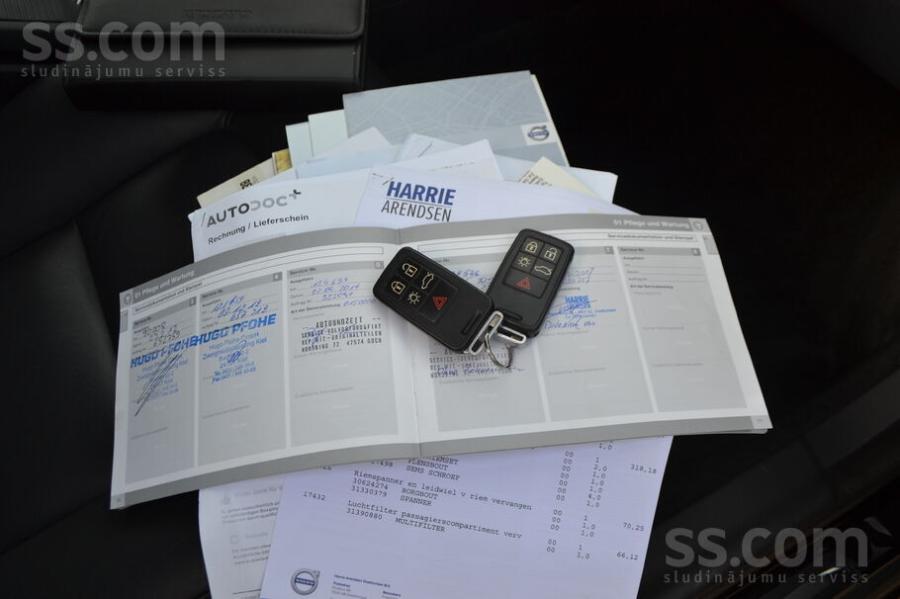 Black Volvo V70 2010 in Riga, with an engine capacity of 2.40 L and mileage of 340 thousand km for 5250 €, photo 27 on AUTOMOTO.COM.LV