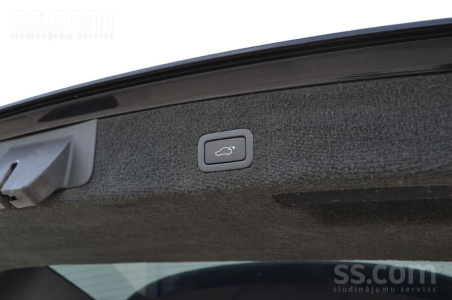 Black Volvo V70 2010 in Riga, with an engine capacity of 2.40 L and mileage of 340 thousand km for 5250 €, photo 31 on AUTOMOTO.COM.LV