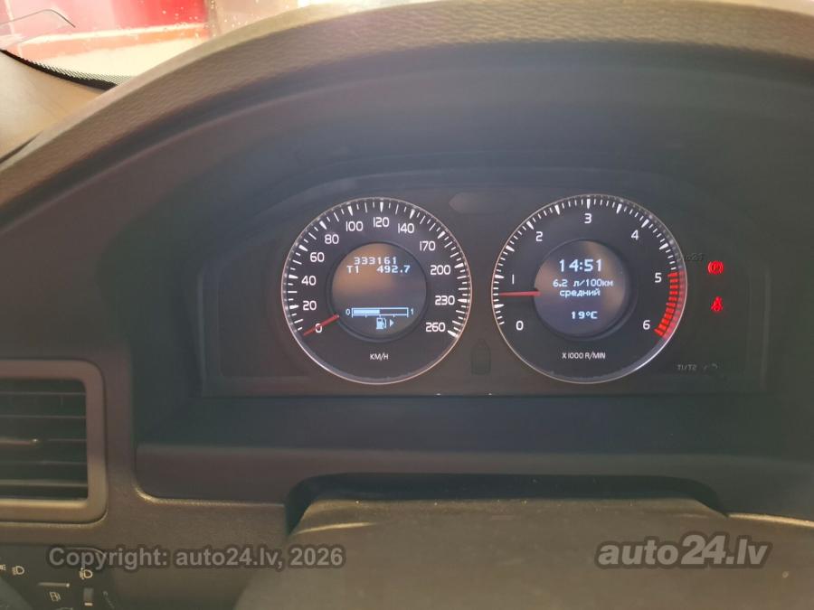 Черный Вольво В70 2010 в Таллин, объемом двигателя 2.40 л и пробегом 333 тыс. км за 3600 €, фото 11 на AUTOMOTO.COM.LV