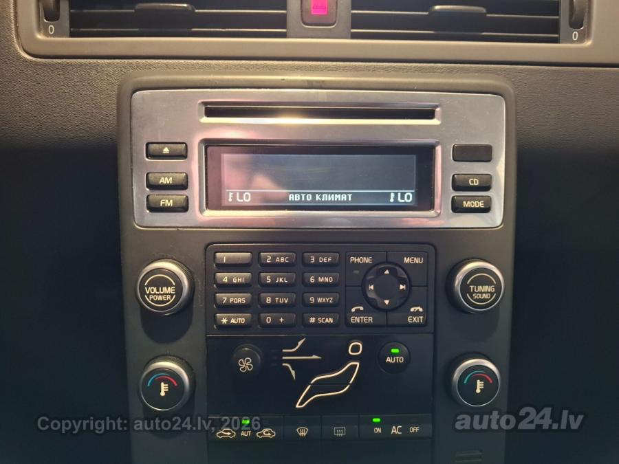 Черный Вольво В70 2010 в Таллин, объемом двигателя 2.40 л и пробегом 333 тыс. км за 3600 €, фото 12 на AUTOMOTO.COM.LV