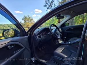 Черный Вольво В70 2010 в Таллин, объемом двигателя 2.40 л и пробегом 333 тыс. км за 3600 €, фото 13 на AUTOMOTO.COM.LV