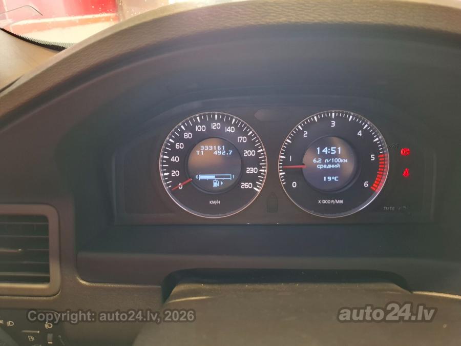 Черный Вольво В70 2010 в Таллин, объемом двигателя 2.40 л и пробегом 333 тыс. км за 3600 €, фото 11 на AUTOMOTO.COM.LV