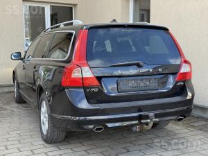 Melns Volvo V70 2010 Rīga, ar dzinēja tilpumu 2.40 L un nobraukumu 0 tūkst. km par 3600 €, foto 4 vietnē AUTOMOTO.COM.LV