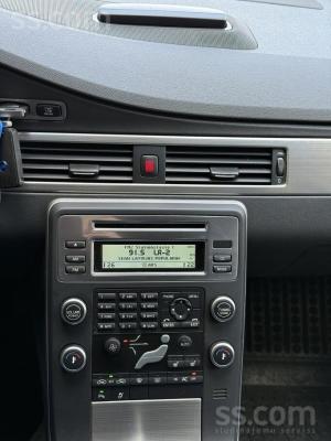 Melns Volvo V70 2010 Rīga, ar dzinēja tilpumu 2.40 L un nobraukumu 0 tūkst. km par 3600 €, foto 6 vietnē AUTOMOTO.COM.LV