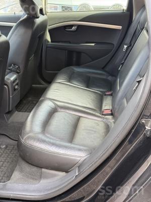 Melns Volvo V70 2010 Rīga, ar dzinēja tilpumu 2.40 L un nobraukumu 0 tūkst. km par 3600 €, foto 10 vietnē AUTOMOTO.COM.LV