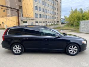 Черный Вольво В70 2010 в Шяуляй, объемом двигателя 1.60 л и пробегом 300 тыс. км за 4100 €, фото 5 на AUTOMOTO.COM.LV