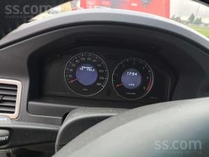 Черный Вольво В70 2010 в Лудза, объемом двигателя 2.00 л и пробегом 315 тыс. км за 3700 €, фото 6 на AUTOMOTO.COM.LV