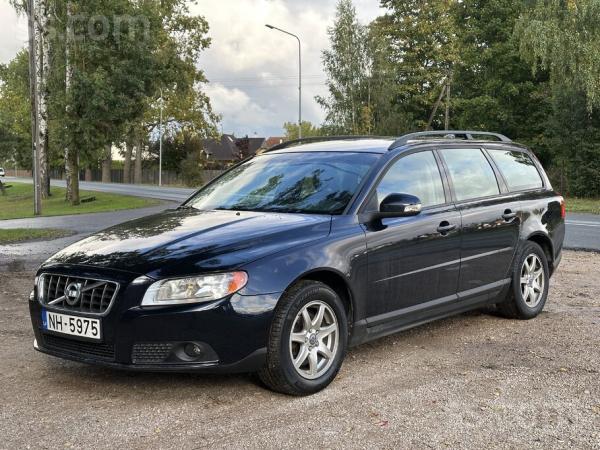 Black Volvo V70 2010 in Riga, with an engine capacity of 2.00 L and mileage of 265 thousand km for 3790 €, photo 1 on AUTOMOTO.COM.LV