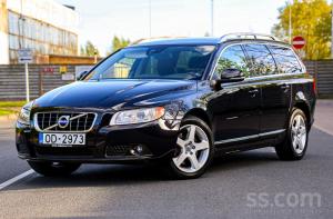 Black Volvo V70 2011 in Jelgava, with an engine capacity of 2.00 L and mileage of 0 thousand km for 6990 €, photo 1 on AUTOMOTO.COM.LV