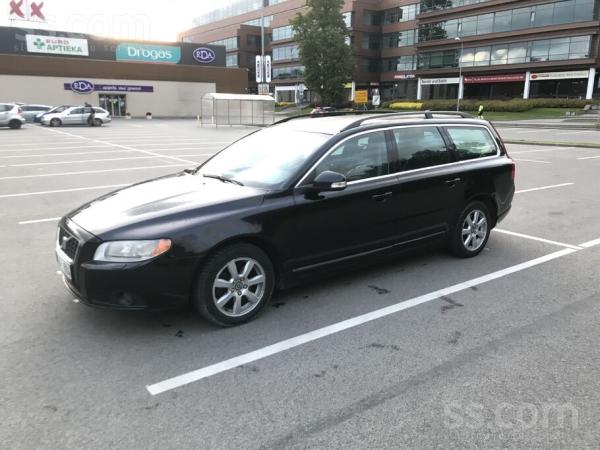 Melns Volvo V70 2011 Rīga, ar dzinēja tilpumu 1.60 L un nobraukumu 0 tūkst. km par 2650 €, foto 1 vietnē AUTOMOTO.COM.LV
