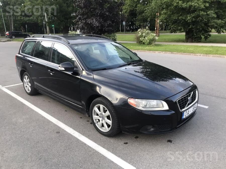 Black Volvo V70 2011 in Riga, with an engine capacity of 1.60 L and mileage of 0 thousand km for 2650 €, photo 2 on AUTOMOTO.COM.LV