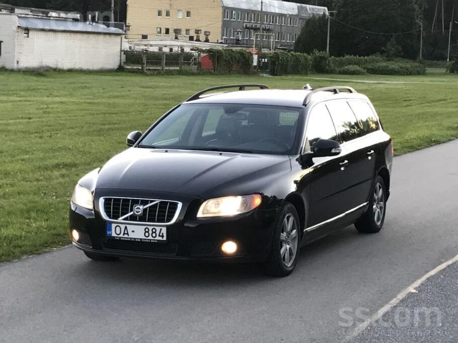 Melns Volvo V70 2011 Rīga, ar dzinēja tilpumu 1.60 L un nobraukumu 0 tūkst. km par 2990 €, foto 1 vietnē AUTOMOTO.COM.LV