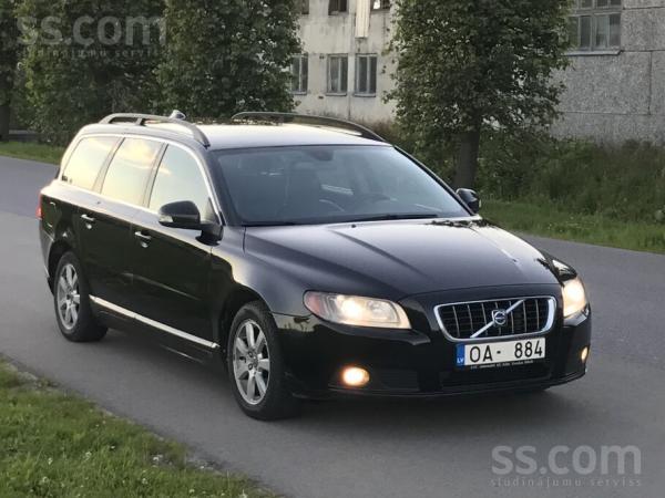 Melns Volvo V70 2011 Rīga, ar dzinēja tilpumu 1.60 L un nobraukumu 0 tūkst. km par 2990 €, foto 2 vietnē AUTOMOTO.COM.LV