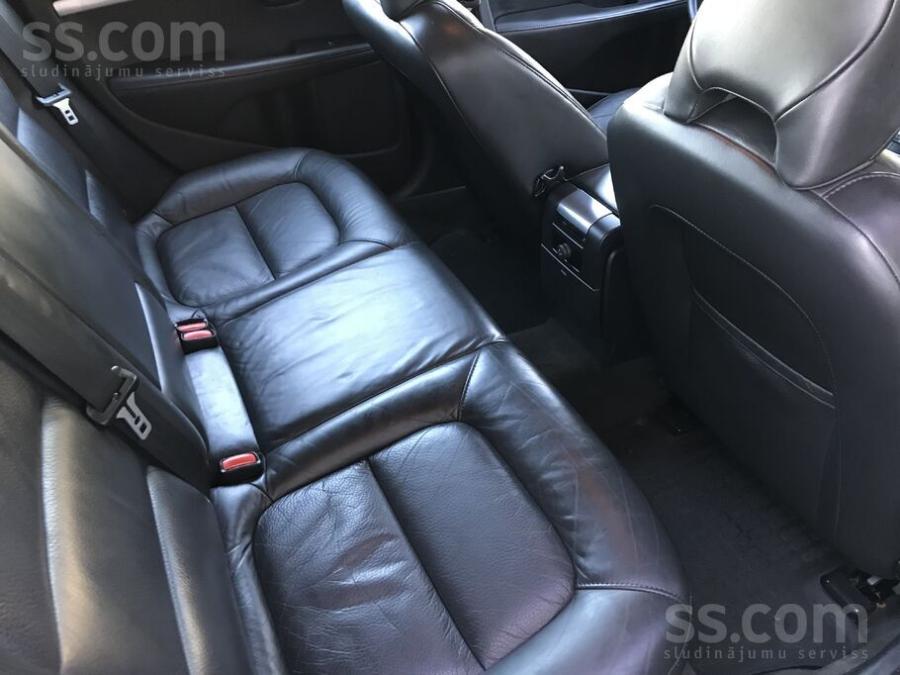 Melns Volvo V70 2011 Rīga, ar dzinēja tilpumu 1.60 L un nobraukumu 0 tūkst. km par 2990 €, foto 11 vietnē AUTOMOTO.COM.LV