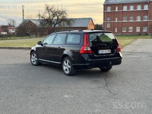 Melns Volvo V70 2011 Rēzekne, ar dzinēja tilpumu 2.00 L un nobraukumu 0 tūkst. km par 4650 €, foto 3 vietnē AUTOMOTO.COM.LV