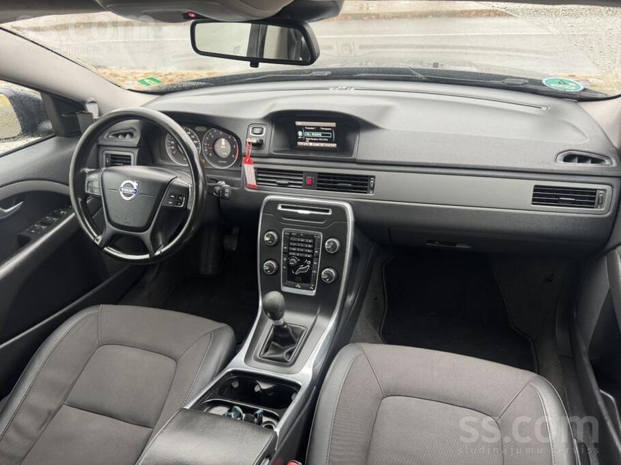 Melns Volvo V70 2011 Rēzekne, ar dzinēja tilpumu 2.00 L un nobraukumu 0 tūkst. km par 4650 €, foto 10 vietnē AUTOMOTO.COM.LV