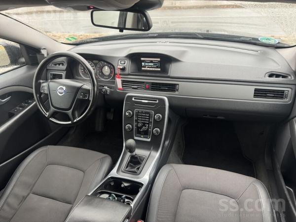 Melns Volvo V70 2011 Rēzekne, ar dzinēja tilpumu 2.00 L un nobraukumu 0 tūkst. km par 4350 €, foto 10 vietnē AUTOMOTO.COM.LV
