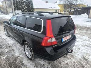 Black Volvo V70 2011 in Utena, with an engine capacity of 2.00 L and mileage of 310 thousand km for 5850 €, photo 11 on AUTOMOTO.COM.LV
