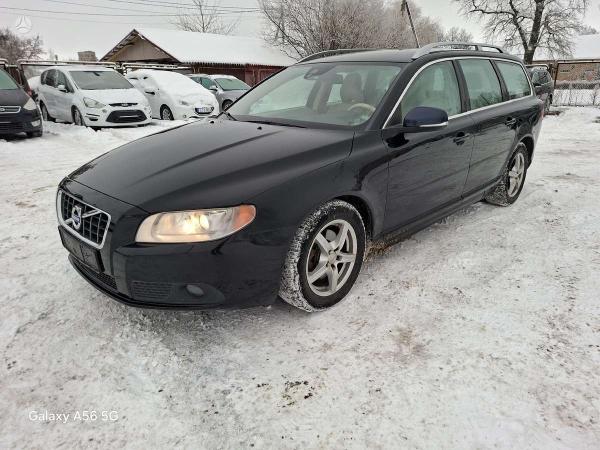 Melns Volvo V70 2011 Pasvalys, ar dzinēja tilpumu 1.56 L un nobraukumu 266 tūkst. km par 3600 €, foto 5 vietnē AUTOMOTO.COM.LV