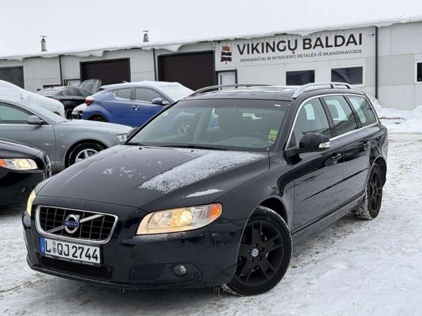 Black Volvo V70 2011 in Utena, with an engine capacity of 1.98 L and mileage of 279 thousand km for 3690 €, photo 3 on AUTOMOTO.COM.LV