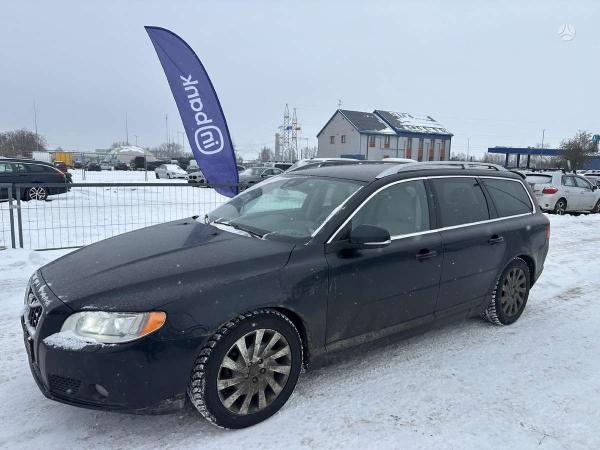Melns Volvo V70 2011 Marijampole, ar dzinēja tilpumu 1.56 L un nobraukumu 320 tūkst. km par 3950 €, foto 6 vietnē AUTOMOTO.COM.LV