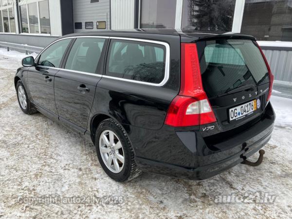 Black Volvo V70 2011 in Tartu, with an engine capacity of 2.00 L and mileage of 299 thousand km for 5750 €, photo 3 on AUTOMOTO.COM.LV