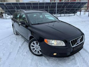 Black Volvo V70 2011 in Prienai, with an engine capacity of 1.98 L and mileage of 283 thousand km for 4950 €, photo 5 on AUTOMOTO.COM.LV
