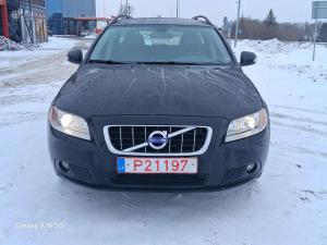 Melns Volvo V70 2011 Alīta, ar dzinēja tilpumu 2.40 L un nobraukumu 345 tūkst. km par 4350 €, foto 2 vietnē AUTOMOTO.COM.LV