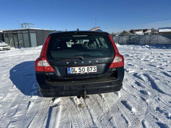 Melns Volvo V70 2011 Kauņa, ar dzinēja tilpumu 1.98 L un nobraukumu 383 tūkst. km par 5000 €, foto 6 vietnē AUTOMOTO.COM.LV