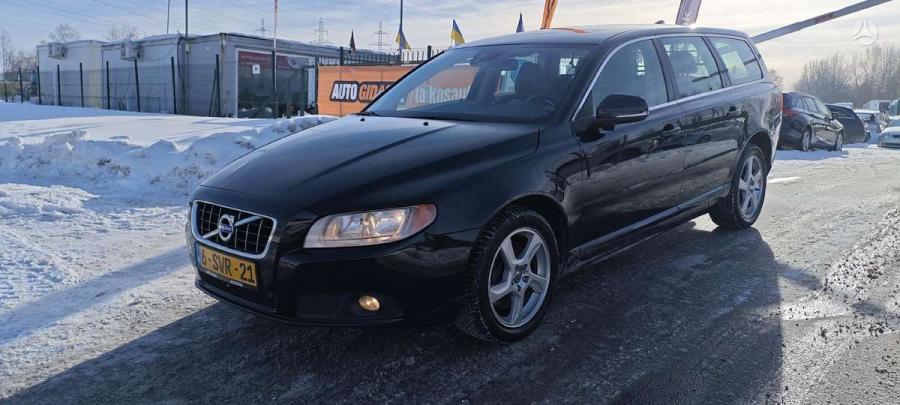 Black Volvo V70 2011 in Kaunas, with an engine capacity of 1.98 L and mileage of 246 thousand km for 5750 €, photo 1 on AUTOMOTO.COM.LV