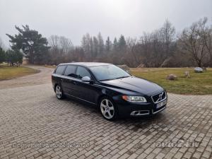 Melns Volvo V70 2011 Tallina, ar dzinēja tilpumu 2.40 L un nobraukumu 441 tūkst. km par 4600 €, foto 2 vietnē AUTOMOTO.COM.LV