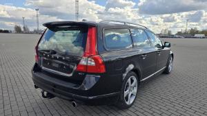 Black Volvo V70 2011 in Marijampole, with an engine capacity of 2.00 L and mileage of 188 thousand km for 4750 €, photo 6 on AUTOMOTO.COM.LV