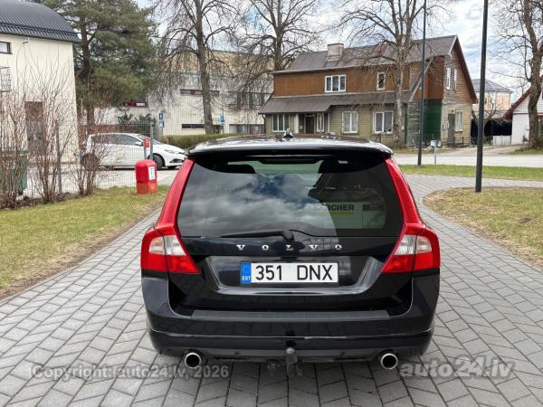 Black Volvo V70 2011 in Rapla, with an engine capacity of 2.40 L and mileage of 0 thousand km for 6500 €, photo 8 on AUTOMOTO.COM.LV