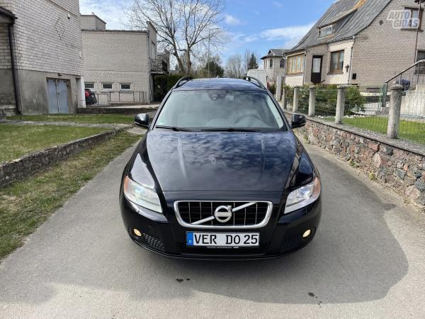 Melns Volvo V70 2011 Raseiniai, ar dzinēja tilpumu 2.00 L un nobraukumu 440 tūkst. km par 5100 €, foto 2 vietnē AUTOMOTO.COM.LV
