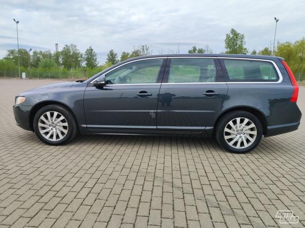 Black Volvo V70 2011 in Marijampole, with an engine capacity of 1.60 L and mileage of 210 thousand km for 4350 €, photo 5 on AUTOMOTO.COM.LV
