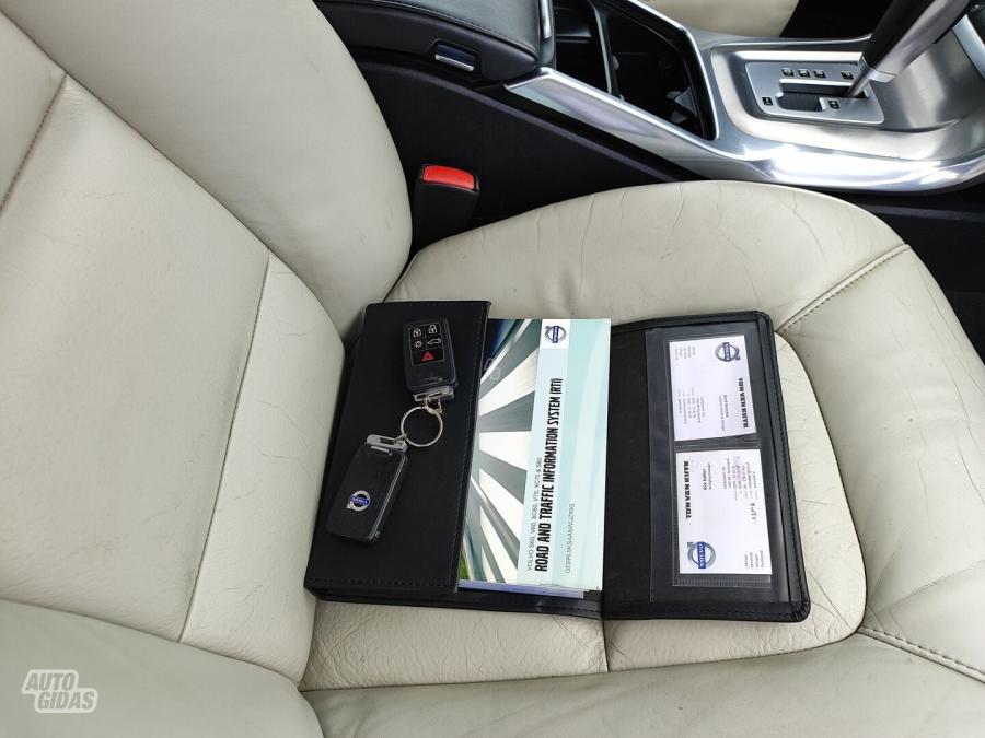 Melns Volvo V70 2011 Marijampole, ar dzinēja tilpumu 1.60 L un nobraukumu 210 tūkst. km par 4350 €, foto 11 vietnē AUTOMOTO.COM.LV