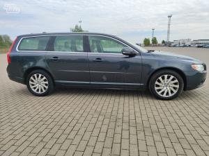 Black Volvo V70 2011 in Marijampole, with an engine capacity of 1.60 L and mileage of 210 thousand km for 4350 €, photo 5 on AUTOMOTO.COM.LV
