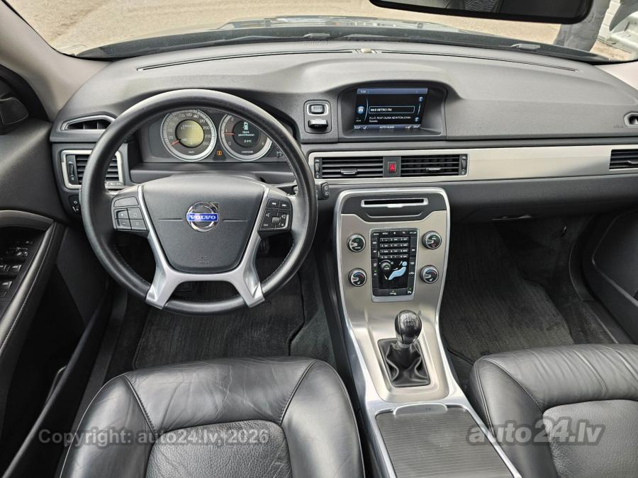 Melns Volvo V70 2011 Tartu, ar dzinēja tilpumu 2.00 L un nobraukumu 288 tūkst. km par 6400 €, foto 8 vietnē AUTOMOTO.COM.LV