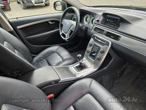 Melns Volvo V70 2011 Tartu, ar dzinēja tilpumu 2.00 L un nobraukumu 288 tūkst. km par 6400 €, foto 12 vietnē AUTOMOTO.COM.LV