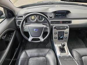 Melns Volvo V70 2011 Tartu, ar dzinēja tilpumu 2.00 L un nobraukumu 288 tūkst. km par 6400 €, foto 15 vietnē AUTOMOTO.COM.LV