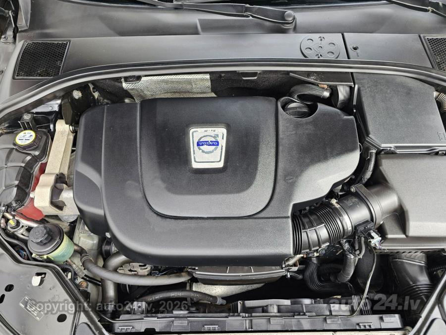 Melns Volvo V70 2011 Tartu, ar dzinēja tilpumu 2.00 L un nobraukumu 288 tūkst. km par 6400 €, foto 16 vietnē AUTOMOTO.COM.LV