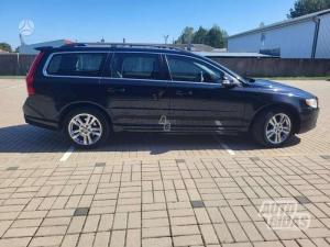 Black Volvo V70 2011 in Vilkaviskis, with an engine capacity of 2.00 L and mileage of 366 thousand km for 4490 €, photo 7 on AUTOMOTO.COM.LV