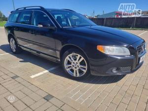 Black Volvo V70 2011 in Vilkaviskis, with an engine capacity of 2.00 L and mileage of 366 thousand km for 4490 €, photo 13 on AUTOMOTO.COM.LV